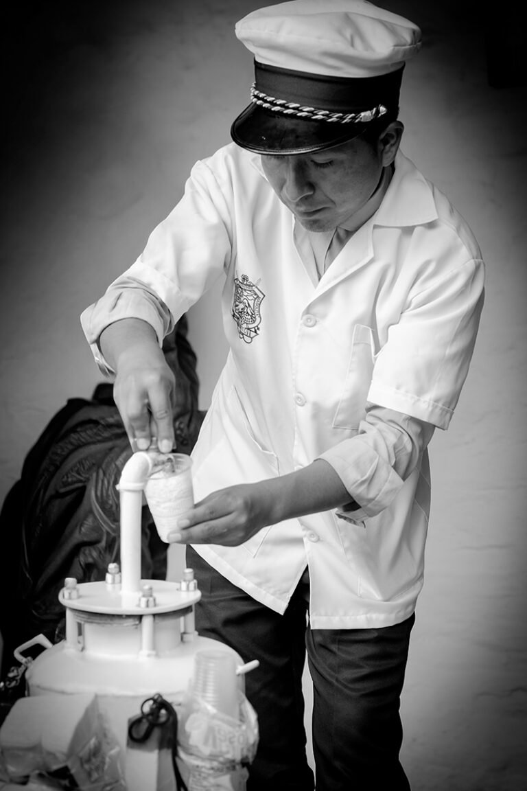 Retratos, Ponchero tradicional. – amlfoto.com